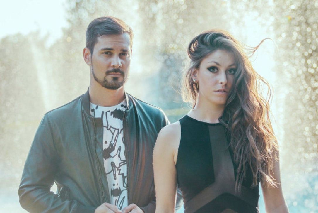 Exclusive Premiere: Watch Featurette’s New Video for “Million Things ...