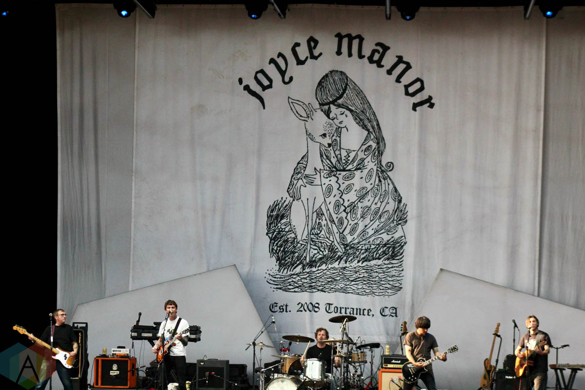 Photos: Weezer, Future Islands, Joyce Manor @ Budweiser Stage ...