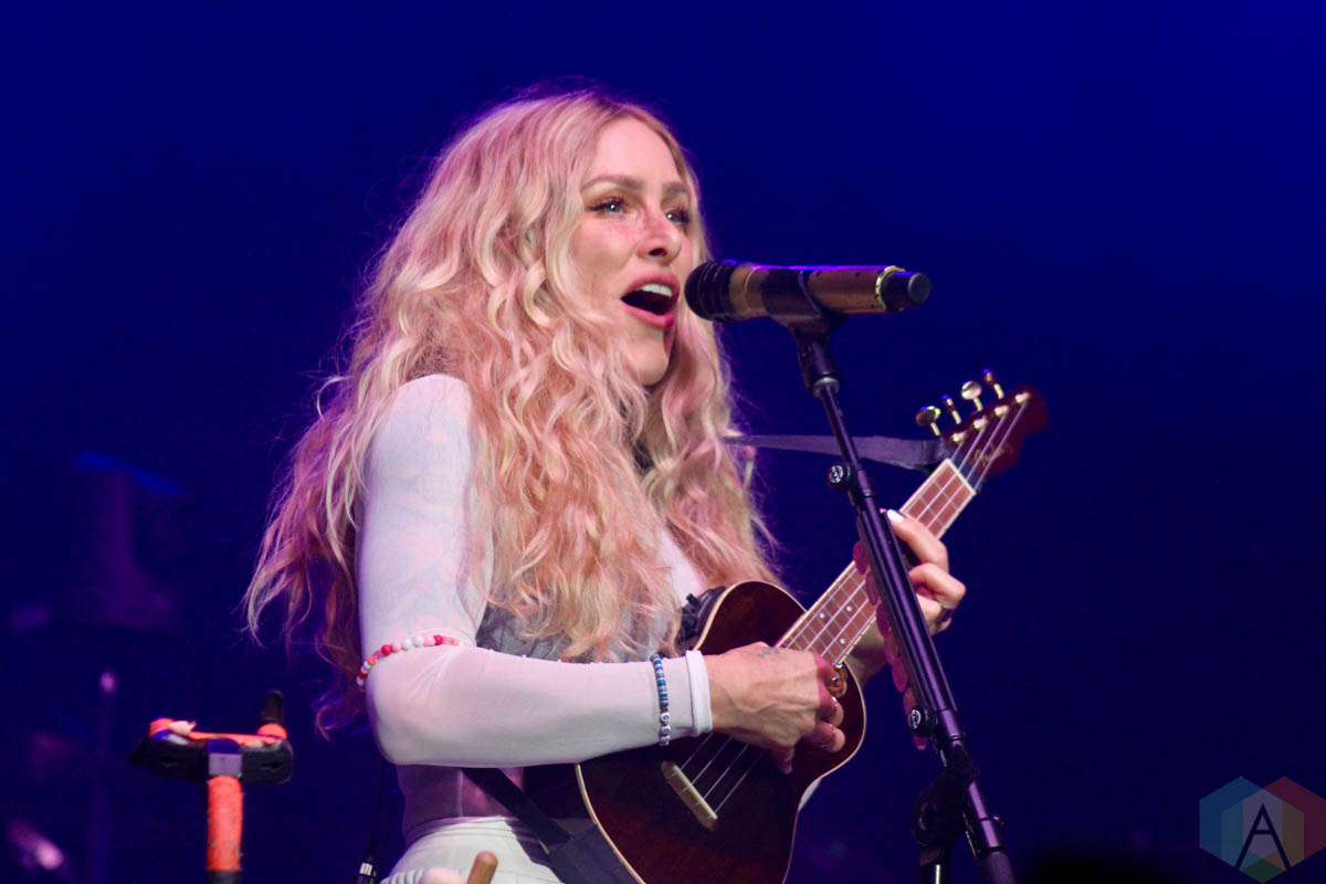 TORONTO, ON. – June 01 – Walk Off The Earth performs at Budweiser Stage ...